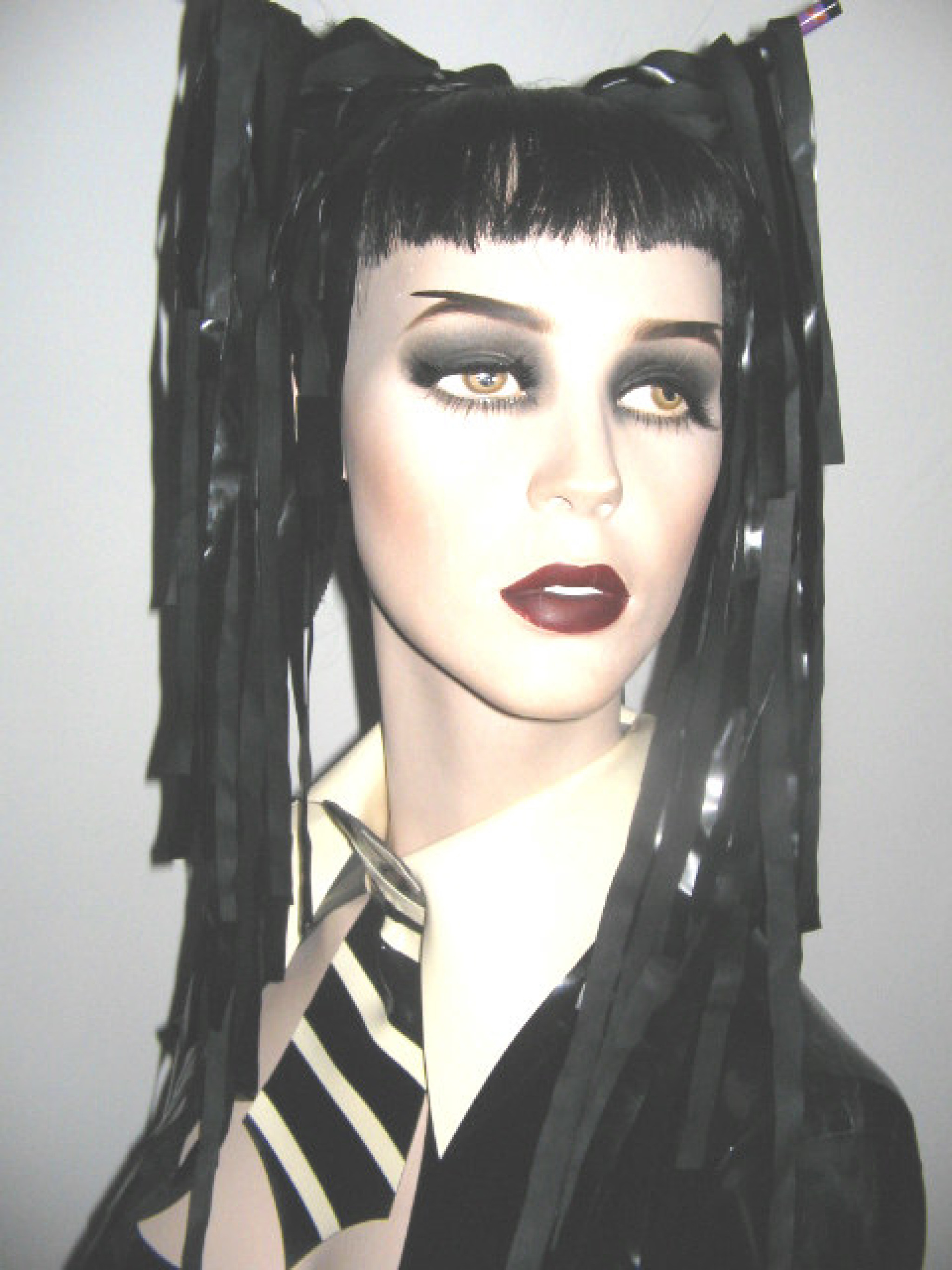 Cyberlox hair falls in Metallic Red and Black
